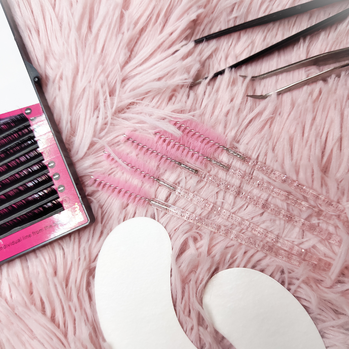 Easy DIY Lash Extensions at Home: Beginner-Friendly Guide